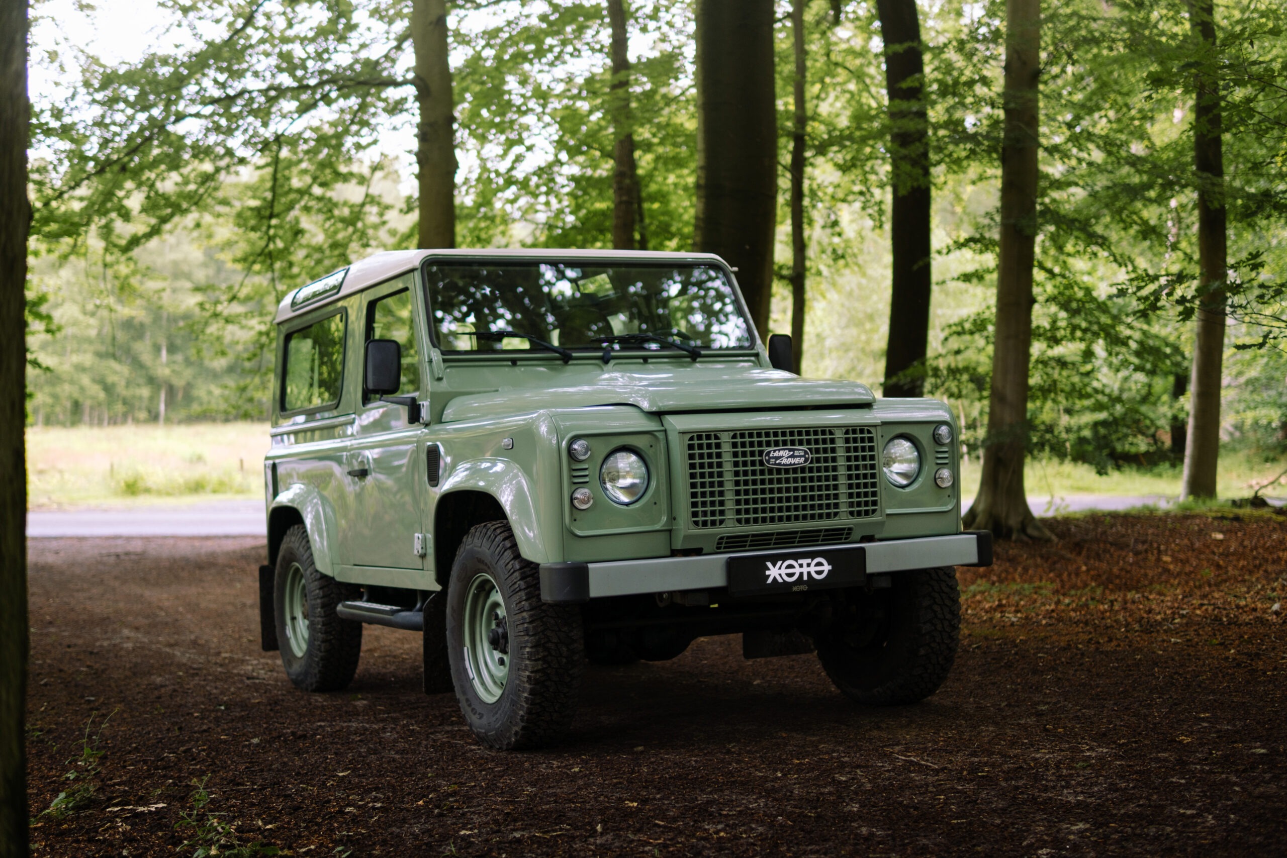 Land Rover Defender Heritage Edition by XOTO - APA